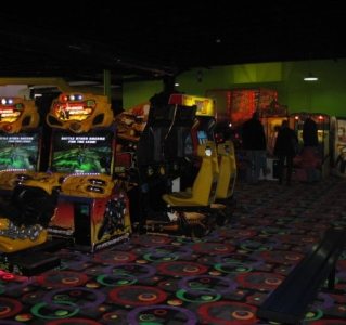 The Castle Fun Center - Frum Family Trips- Trippo Hippo